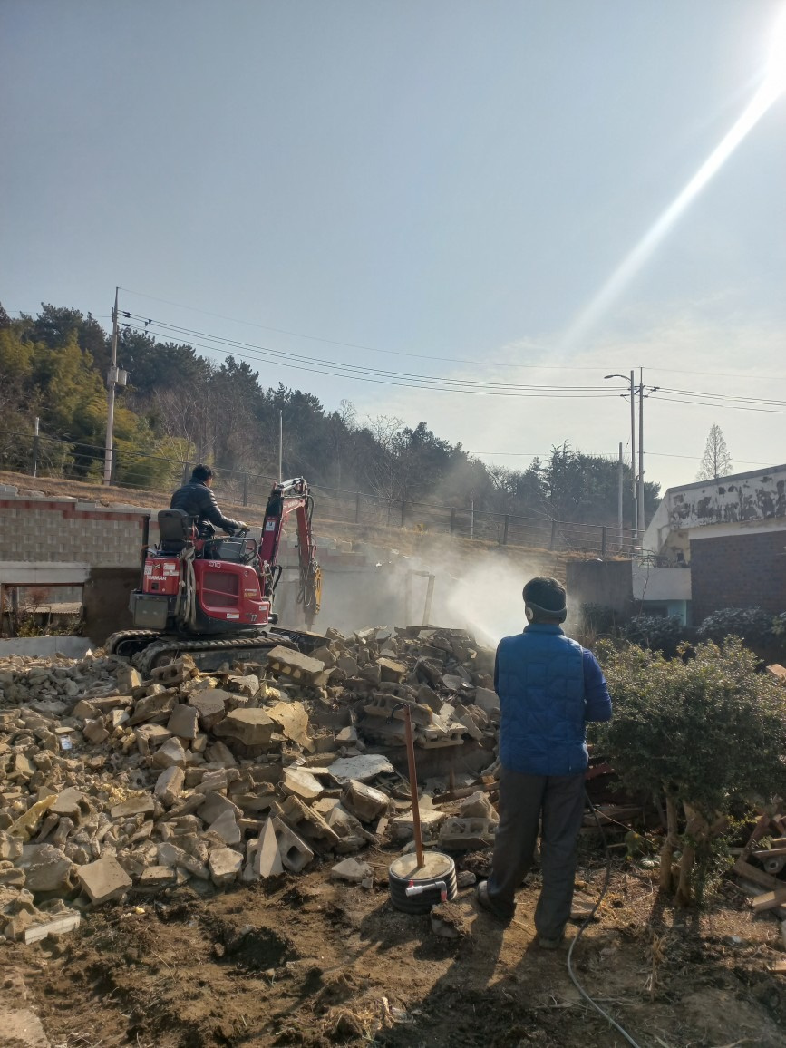빈집철거촌집철거주택철거진해철거모든철거 경상남도 창원시 마산회원구 내서읍 주택수리종합 당근 비즈 소식