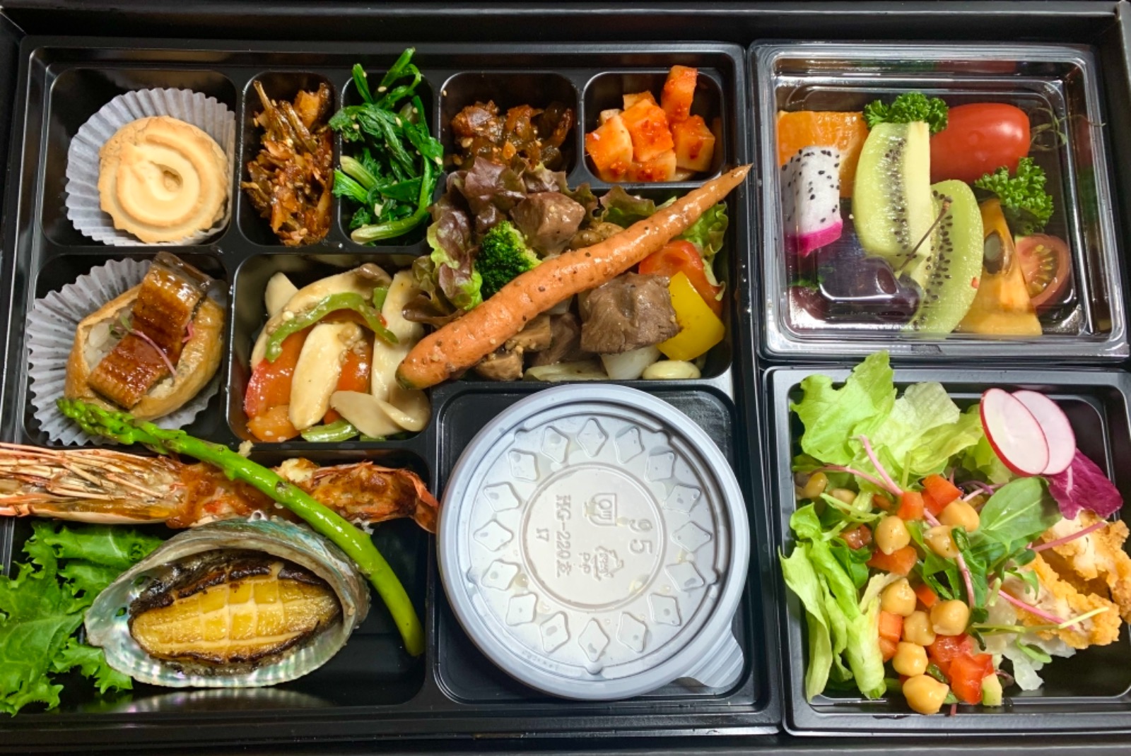 13월의 부엌 프리미엄 한식도시락🍊 | 경상북도 포항시 남구 이동 | 도시락 | 당근 비즈 소식