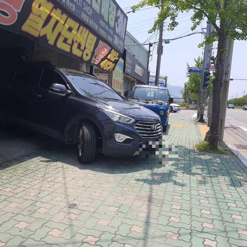 부산자동차썬팅 맥스쿠르즈 전면 앞유리 기존 썬팅 제거후 열차단 90프로 썬팅 재시공 이벤트가격15만원 부산광역시 사상구 괘