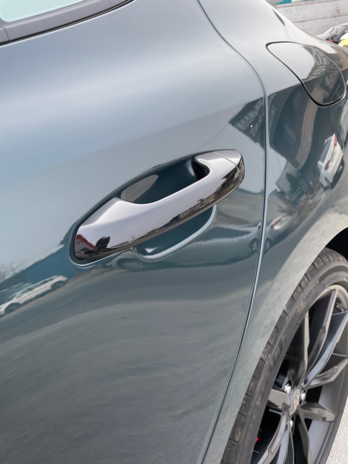 도어캐치 랩핑 ( 3M 2080 Gloss Black ) - 전라북도 전주시 완산구 효자동3가 | 비즈프로필