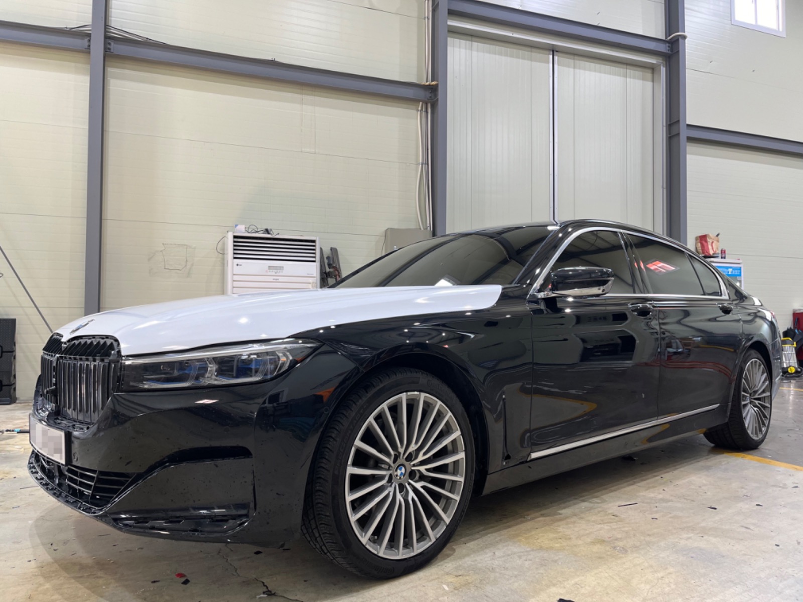 BMW 740Ld 전체랩핑 - 전라북도 전주시 완산구 효자동3가 | 비즈프로필