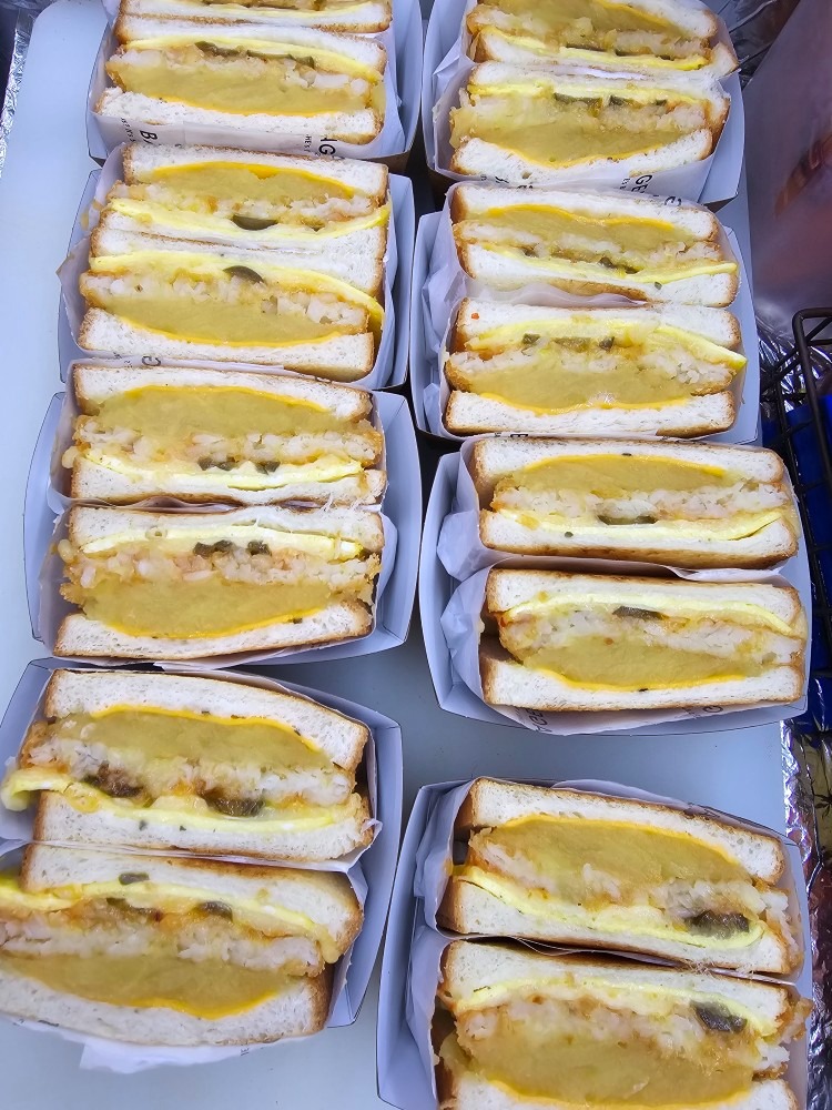 콰트로고감자와포테이토치즈베이글 | 경상남도 창원시 진해구 자은동 | 카페/디저트 | 당근 비즈 소식