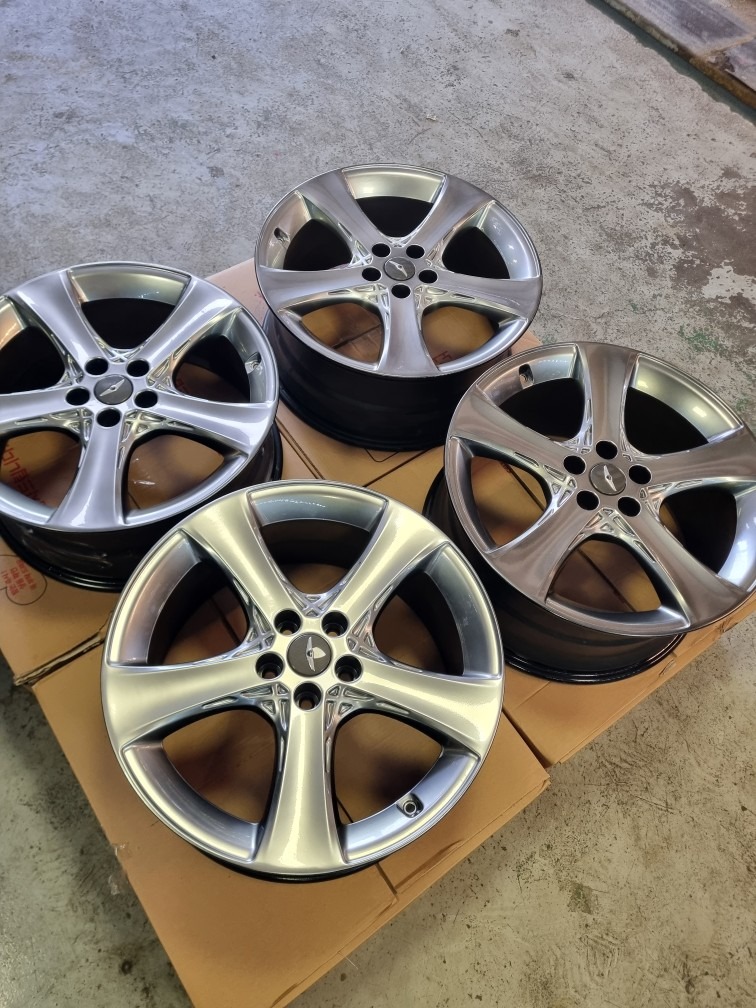 제너시스G80.RG3.DH.G70.사제.중고휠타이어.도장.휠수리. - 경기도 광주시 도척면 | 비즈프로필