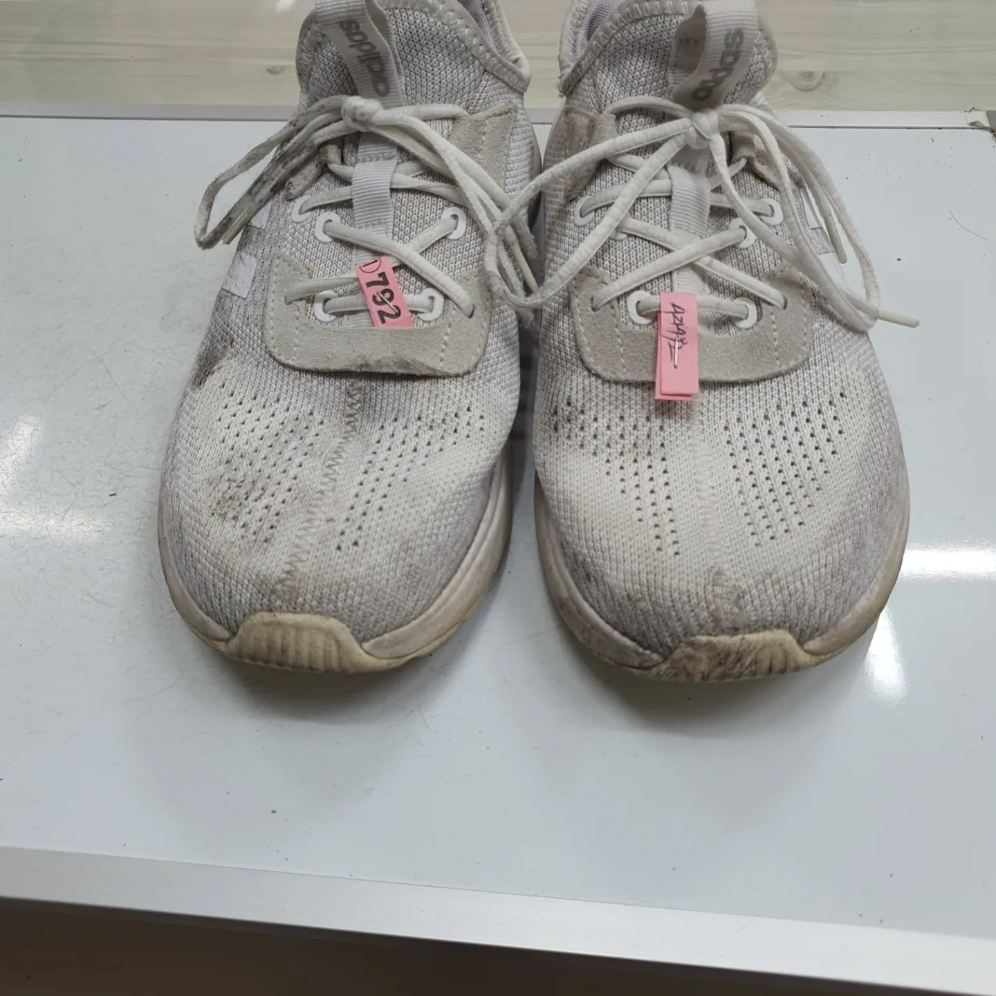 경산 운동화 세탁운동화를 직접 손세탁 하는 운동화세탁인 입니다 경상북도 경산시 계양동 비즈프로필