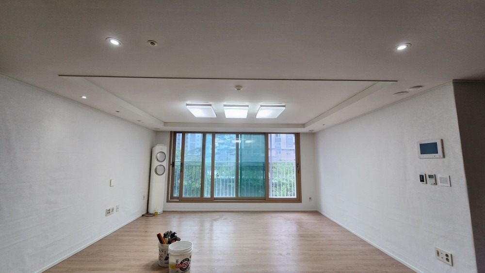 첨단지구 호반 베르디움 아트월 전문도배 디아망 벽지 시공 광주광역시 서구 금호동 비즈프로필