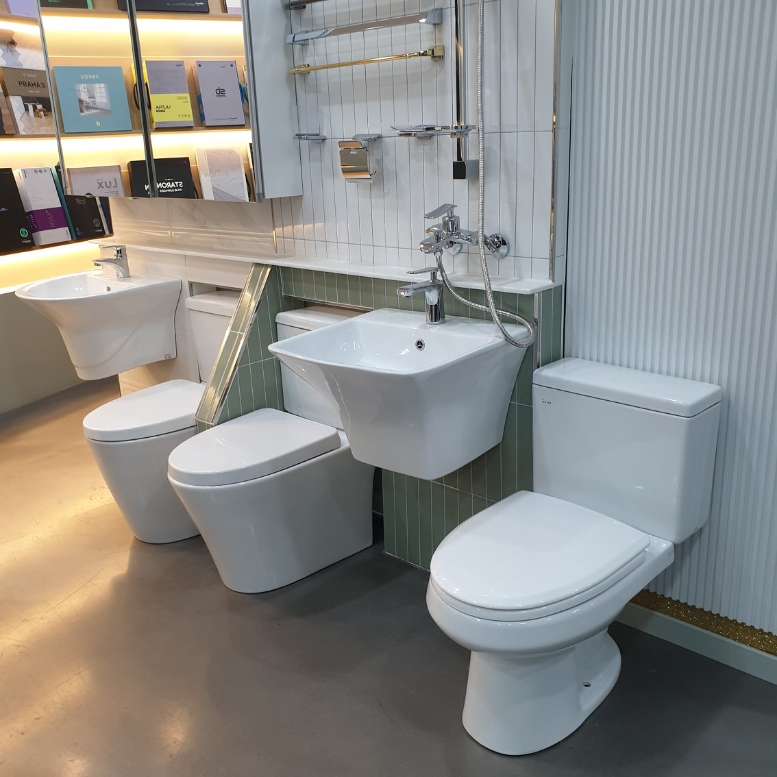 오래된 세면대. 변기 교체하세요~ - 인천광역시 미추홀구 학익동 | 비즈프로필