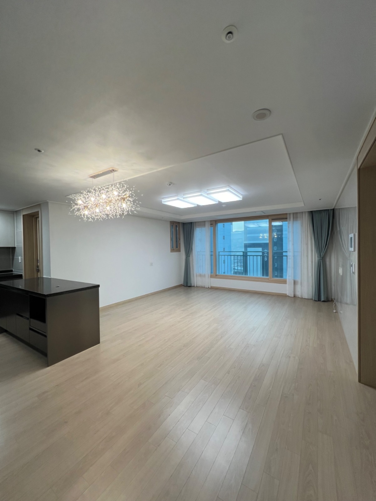 김천 삼도뷰앤빌W 2단지 34PY 리모델링 - 경상북도 김천시 모암동 | 비즈프로필