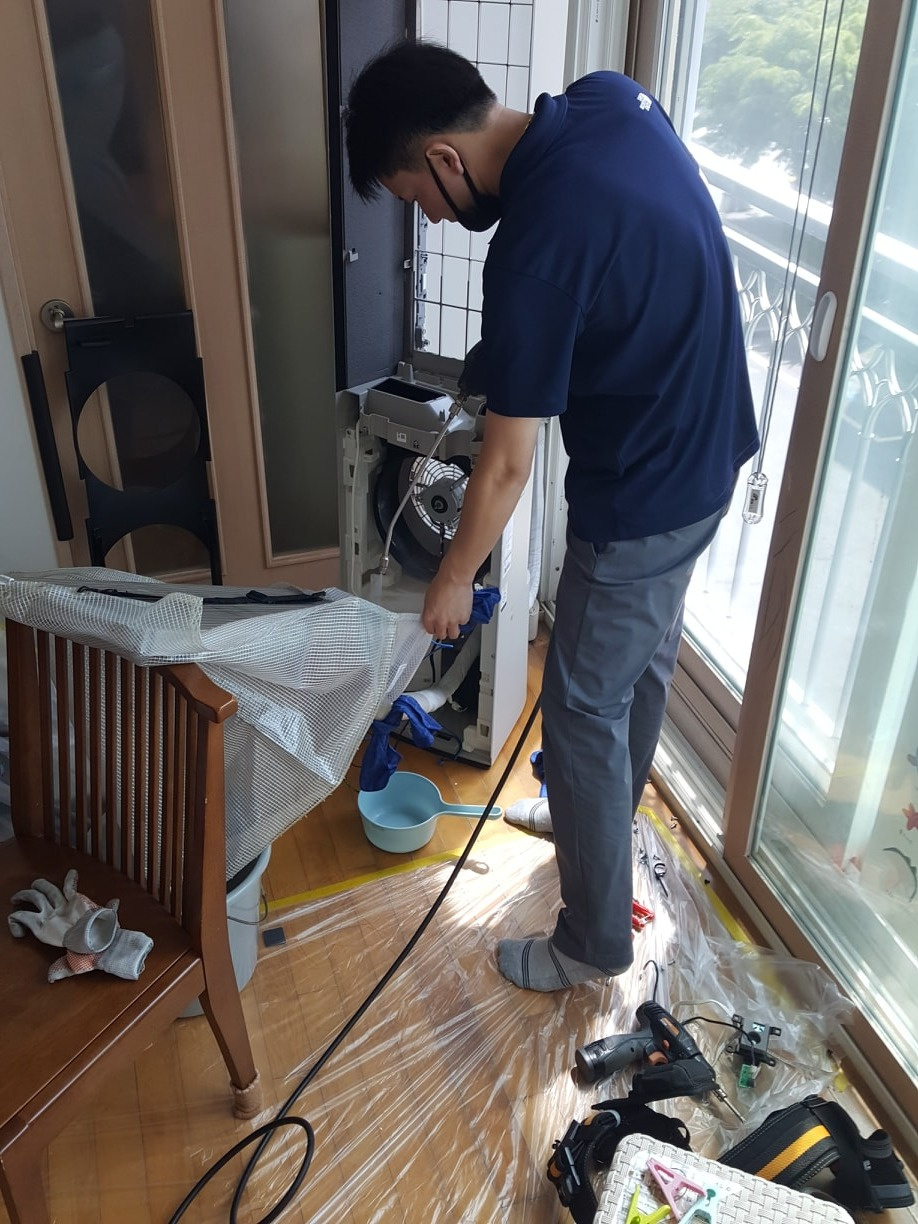 에어컨 분해후 에바냉각핀 뒷면 어떻게 청소 하시나요 💯💯 경상남도 창원시 성산구 상남동 비즈프로필