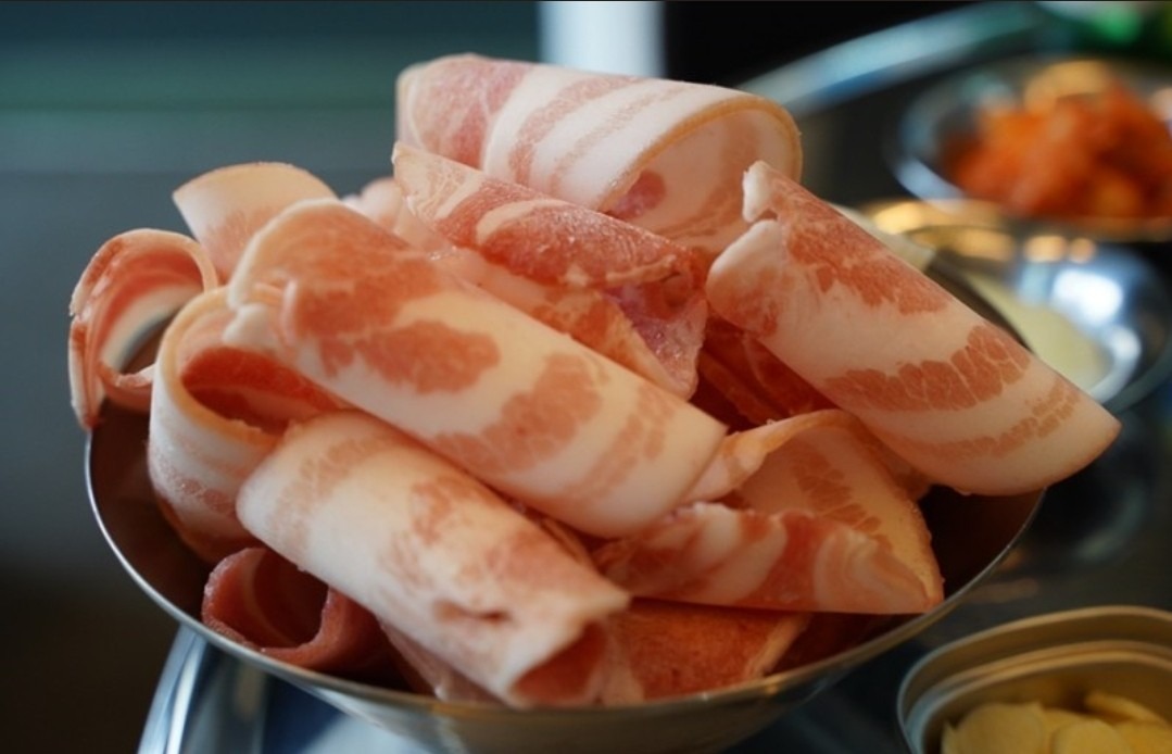 당근 명품 맛집 어서오세요 ^^ - 제주특별자치도 제주시 도남동 | 비즈프로필