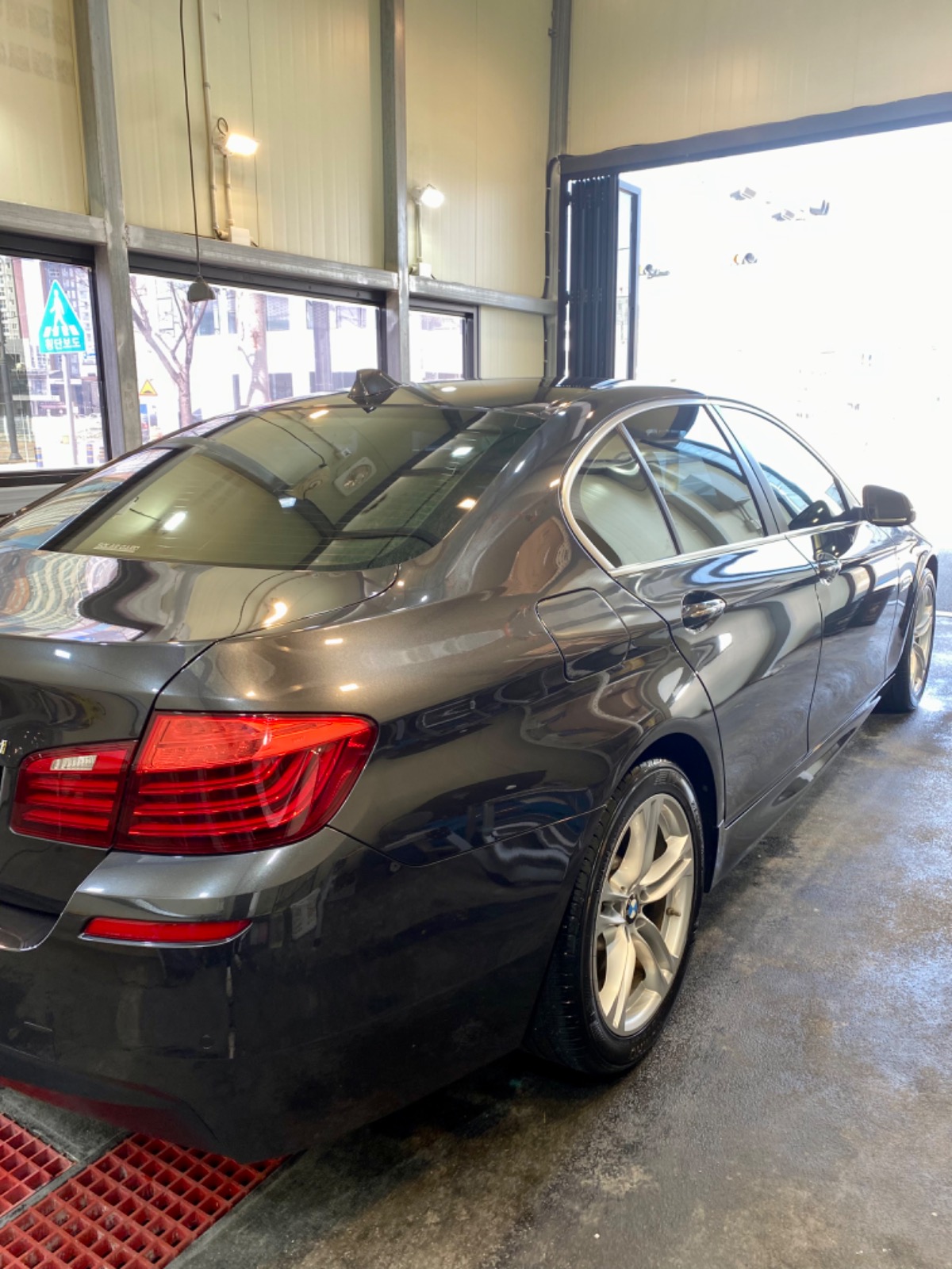 세차에진심 bmw5 세차완료 !! - 경상남도 김해시 동상동 | 비즈프로필
