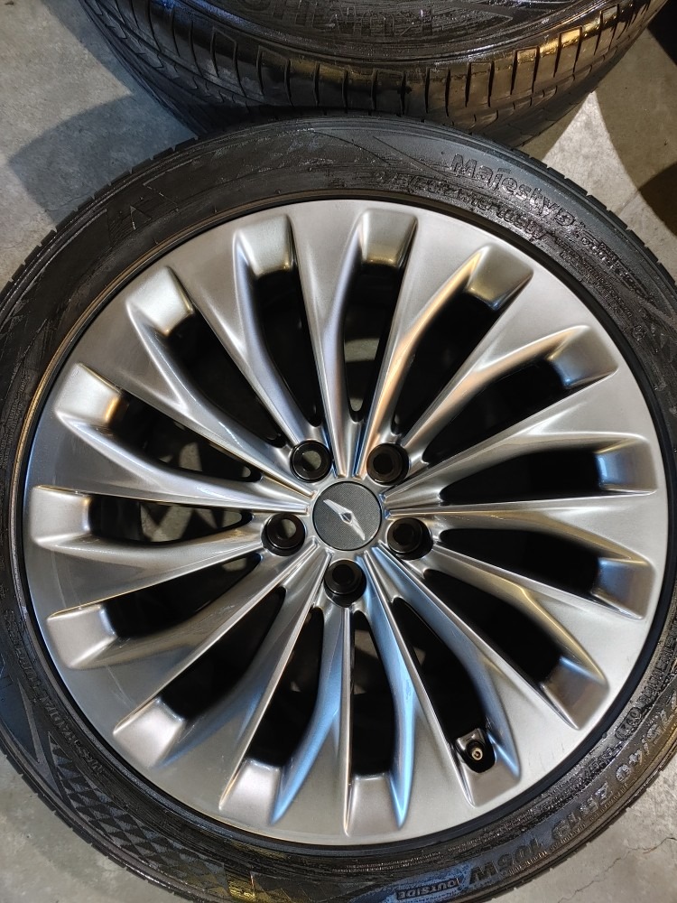 제네시스EQ900 19인치 휠타이어/에쿠스 - 광주광역시 광산구 도천동 | 비즈프로필