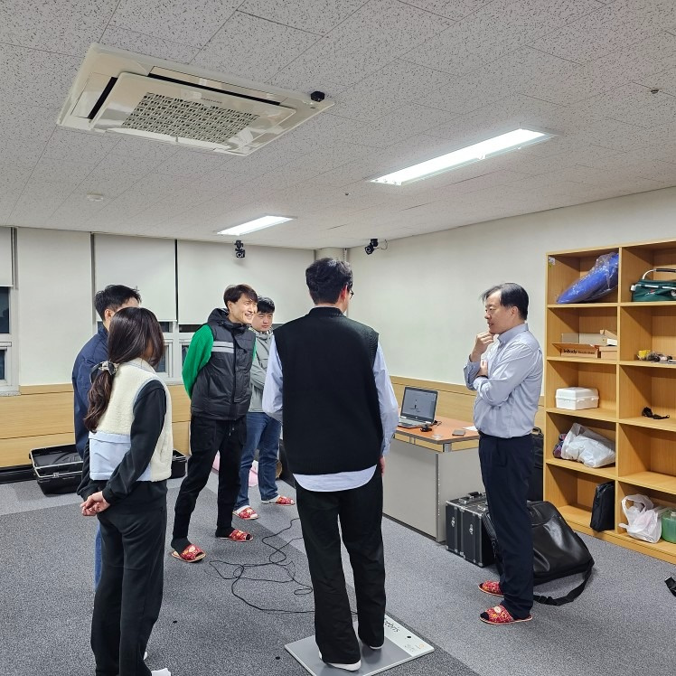 필라테스 And 재활 안수홍 센터장님 대학원생들 대상으로 실험장비 특강 부산광역시 연제구 연산동 비즈프로필