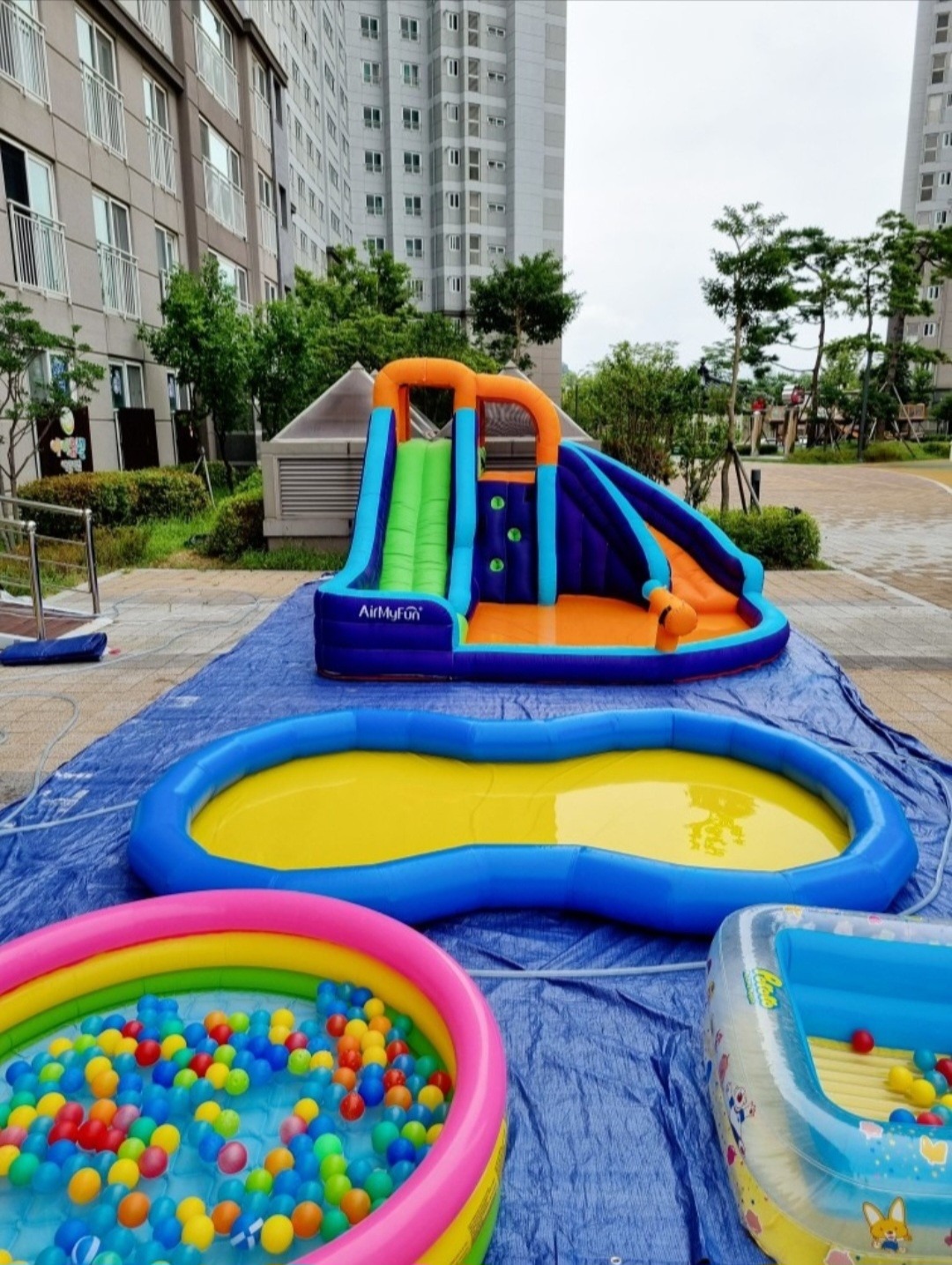 무더운 여름 시원한 물놀이 에어바운스 대여 사전예약 받습니다~ 경상남도 진주시 상평동 비즈프로필