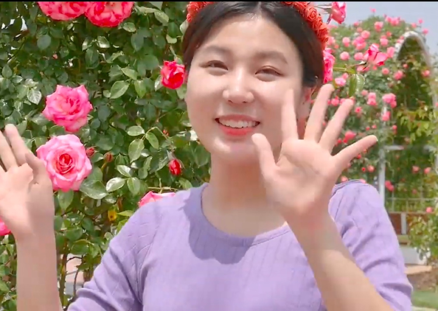 ๐น๊ฝ ํฅ๊ธฐ์ ํจ๊ปํ๋ ๊ณก์ฑ๊ธฐ์ฐจ๋ง์์ธ๊ณ ์ฅ๋ฏธ๊ฝ ์ถ์ ์์ฃผ์ด์ผ๊ธฐ ๊ฐ์ํน๋ณ์์น๋ ์์ฃผ์ ๋จ๊ตฌ๋ ๋น์ฆํ๋กํ