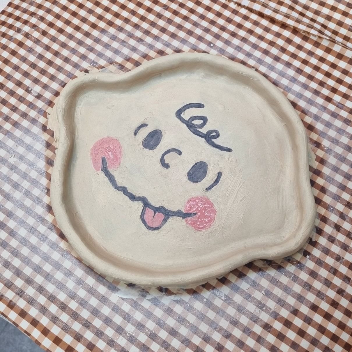 캐릭터 접시 만들기 도자기클래스 - 인천광역시 미추홀구 숭의동 | 비즈프로필