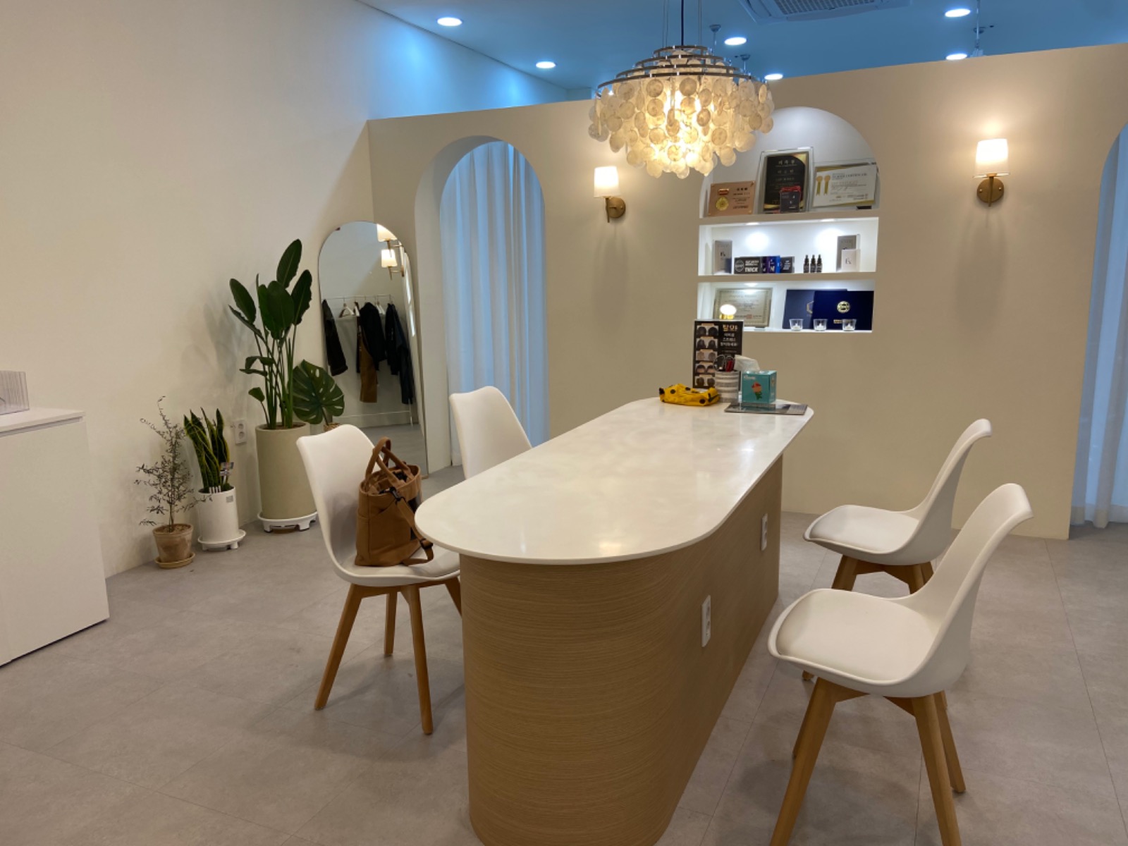 뷰앤뉴 Beau&New | 경상남도 창원시 성산구 용호동 | 속눈썹펌/연장 | 당근 동네 업체