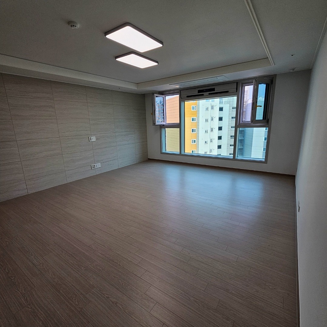 전주 서신동 서신아이파크e편한세상 33py 이사청소 - 전라북도 전주시 덕진구 송천동1가 | 비즈프로필