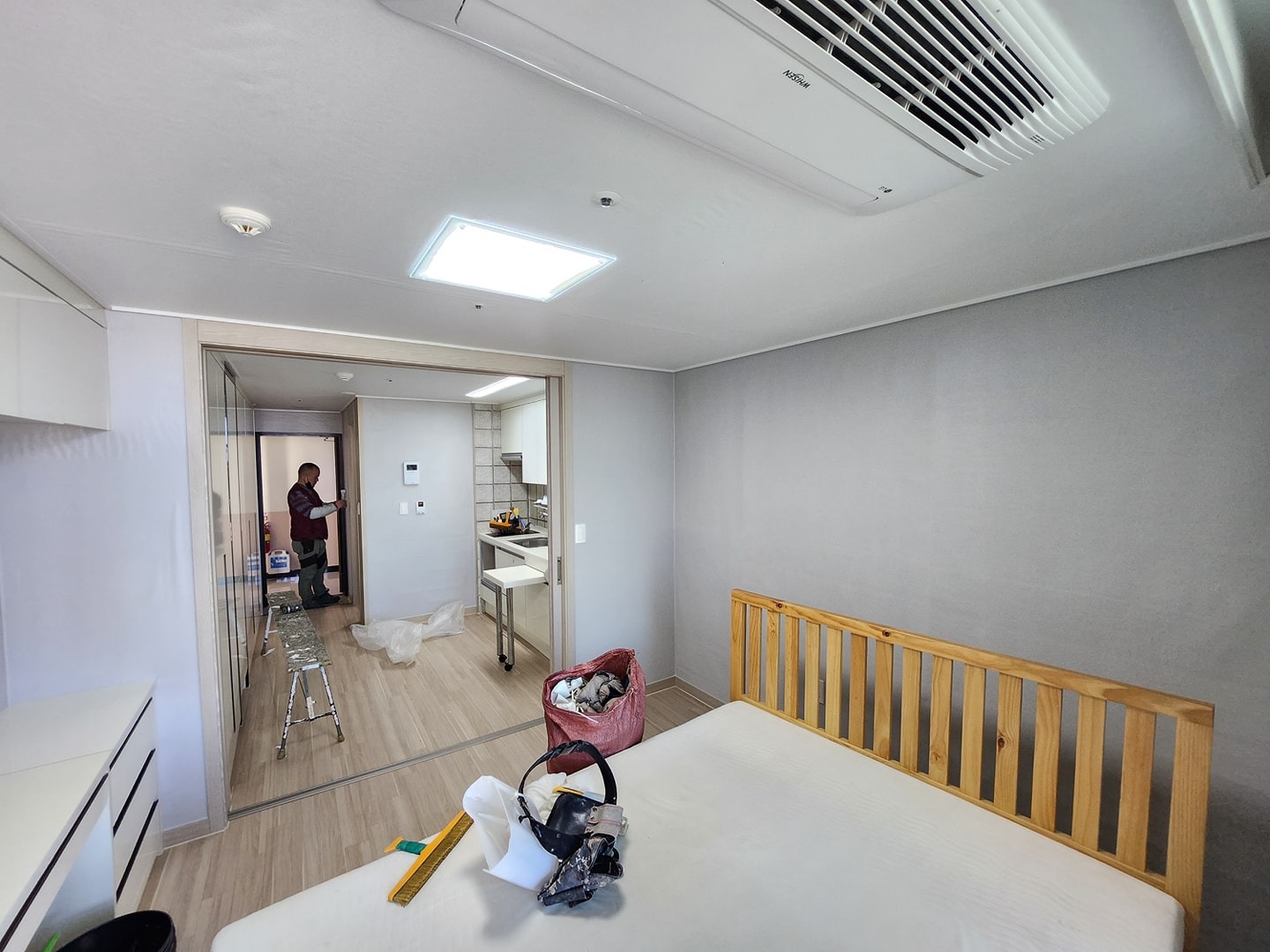 에코루벤 원룸 전체 방염실크 도배시공 | 제주특별자치도 제주시 연동 | 미장/타일/도배/도장 | 당근 비즈 소식
