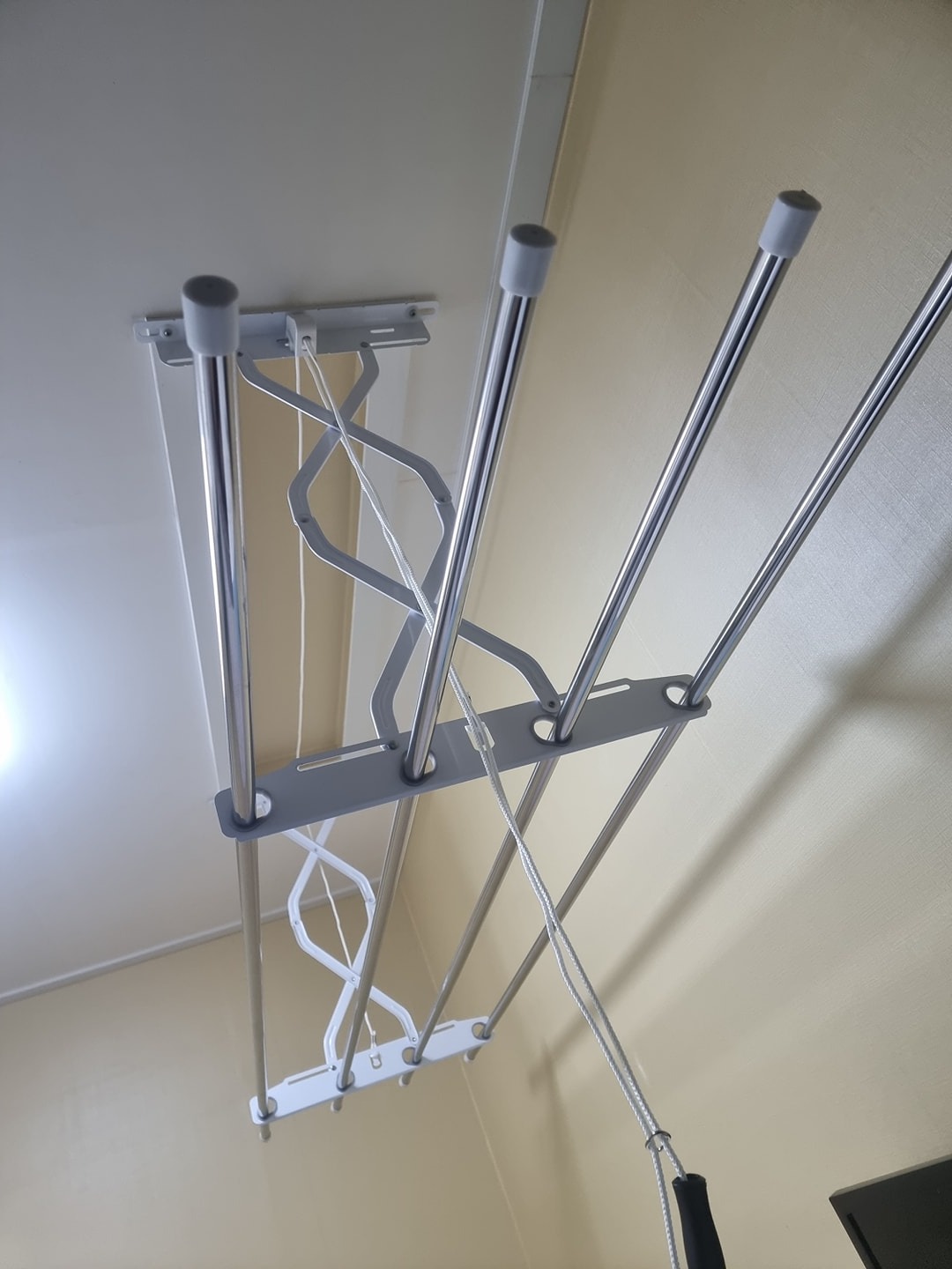 원룸 천장형빨래건조대설치 - 충청북도 청주시 서원구 성화동 | 비즈프로필