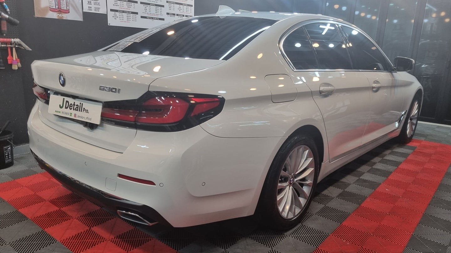 BMW530i 관리세차및 유막제거 발수코팅 :) - 부산광역시 부산진구 개금동 | 비즈프로필