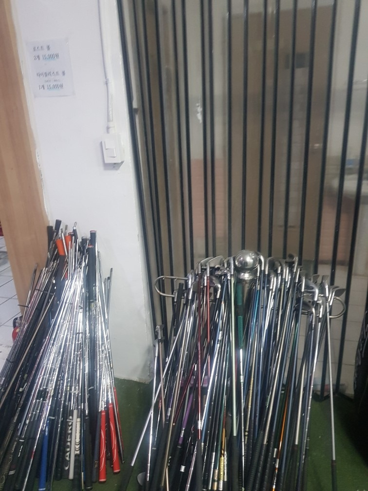 롯데gdr골프실내연습장 And 롯데피팅샾에서 풀세트 할인행사 중 전라북도 익산시 모현동1가 비즈프로필
