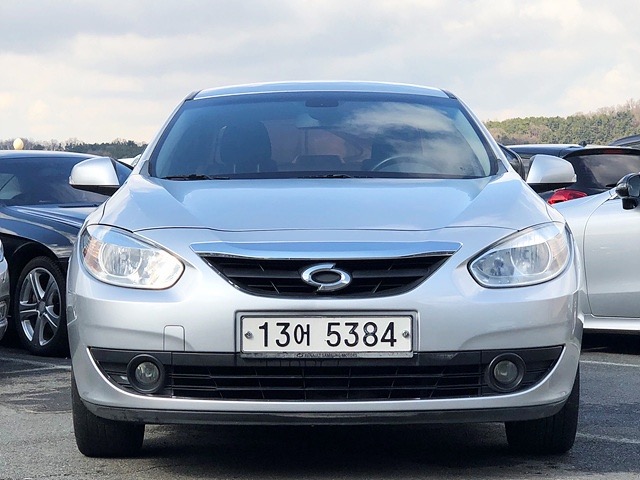 중고차 르노삼성 sm3 11년식 7만5천키로 차량입니다 - 충청남도 천안시 동남구 유량동 | 비즈프로필