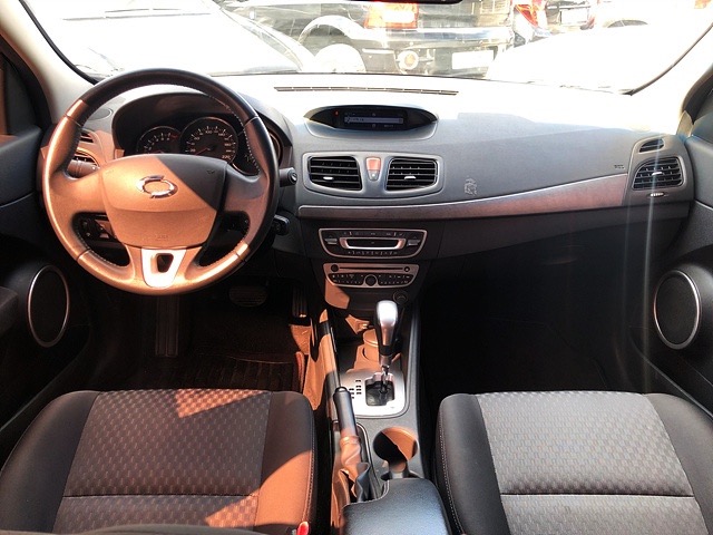 중고차 르노삼성 sm3 11년식 7만5천키로 차량입니다 - 충청남도 천안시 동남구 유량동 | 비즈프로필