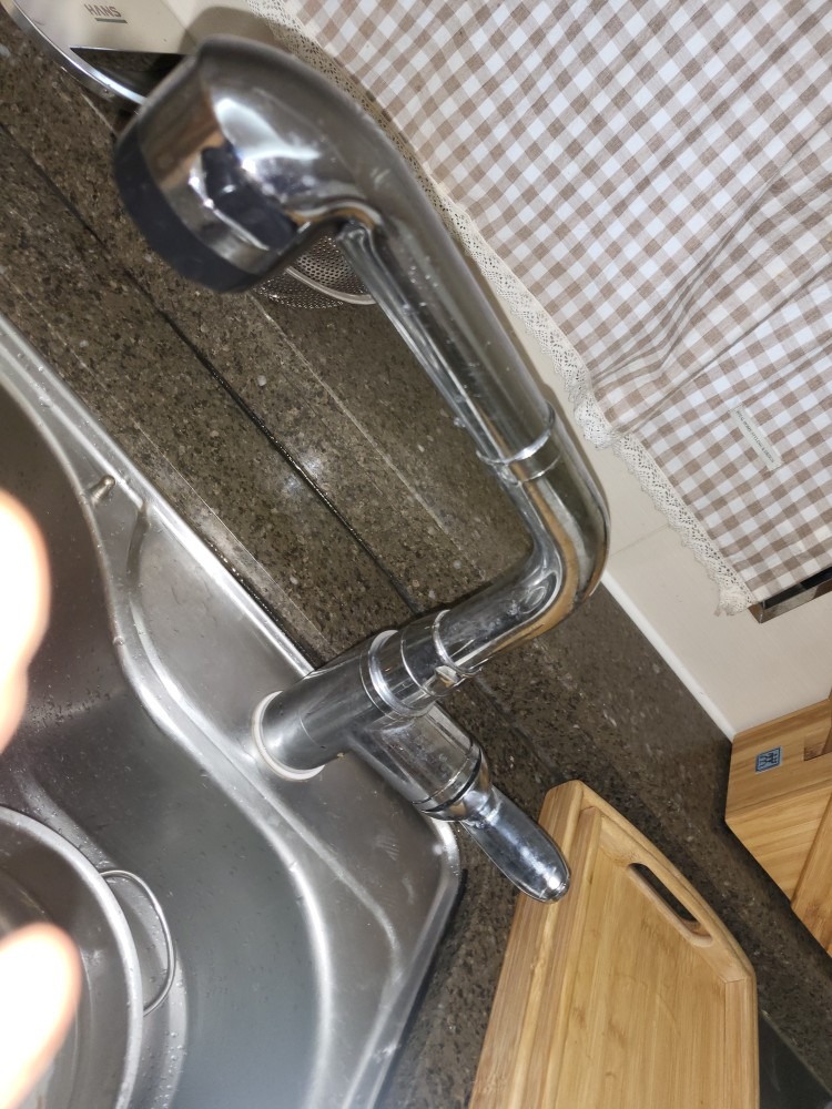 파주운정 윈슬카운티 싱크대 거위목 수전 교체 필요공구 와 교체 하는 방법은 서울특별시 성동구 성수동1가 비즈프로필
