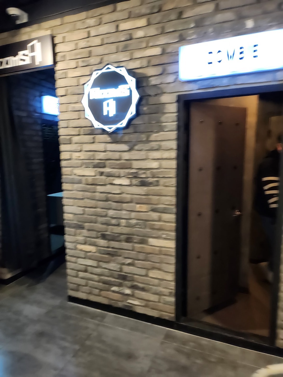 대전철거 서구 둔산동 상가 방탈출 카페 리모델링 인테리어 철거 대구광역시 북구 관음동 비즈프로필