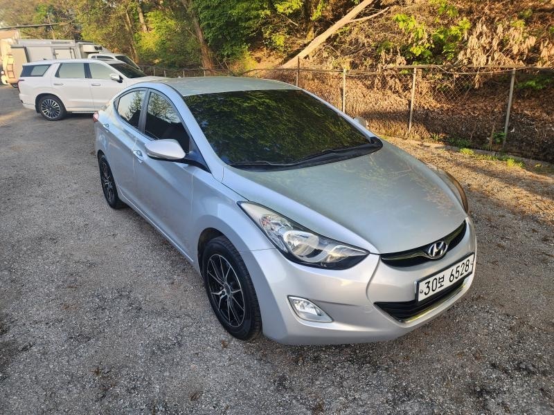 현대 아반떼MD M16 GDi 프리미어 - 경기도 이천시 호법면 | 비즈프로필