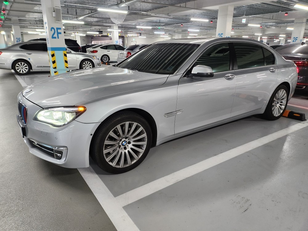 BMW 740LI FO1 - 경상남도 창원시 마산회원구 양덕동 | 비즈프로필