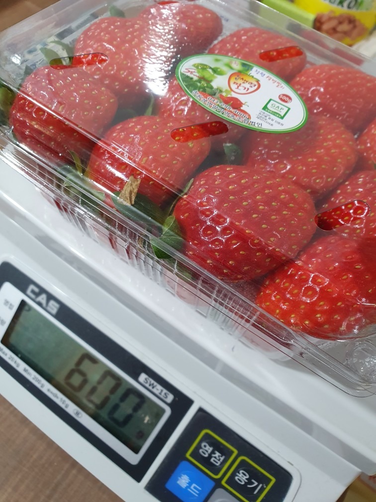 딸기 600g 한통 10,000원 - 충청북도 청주시 상당구 용암동 | 비즈프로필