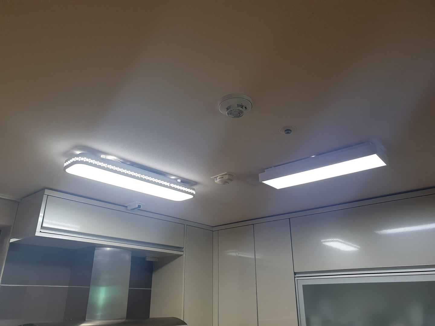 길동 태광 Led전기조명 서울특별시 강동구 길동 조명기구전기용품 당근 동네 업체