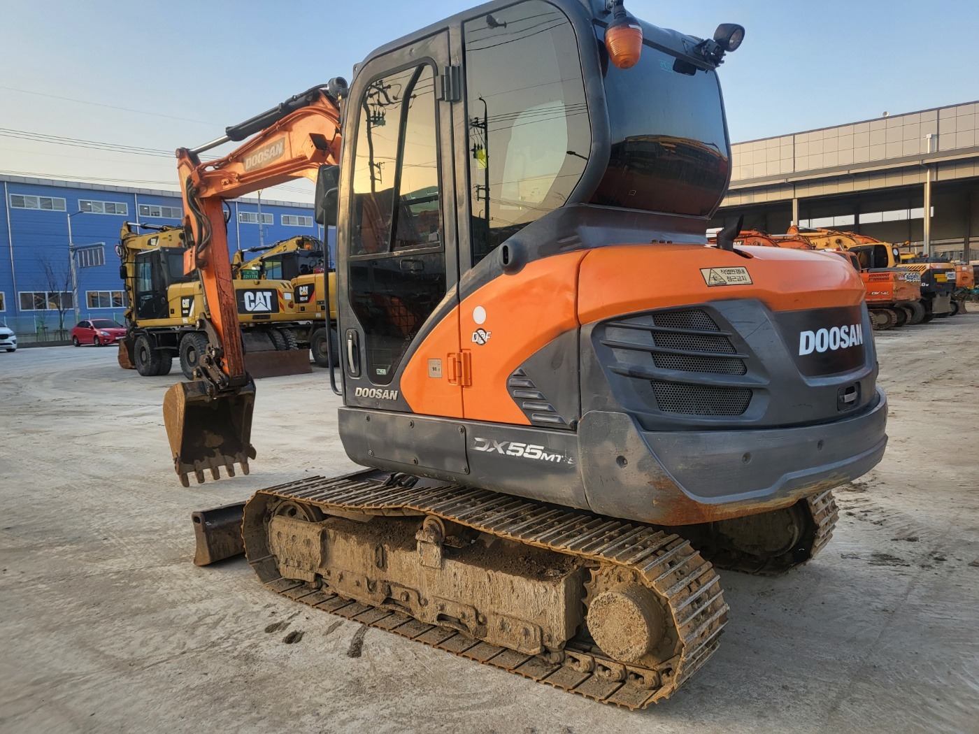 두산 DX55MT-5 2016년식 [ 회전라인, 하부 90% ] 02 중고굴삭기 - 경상북도 구미시 인의동 | 비즈프로필