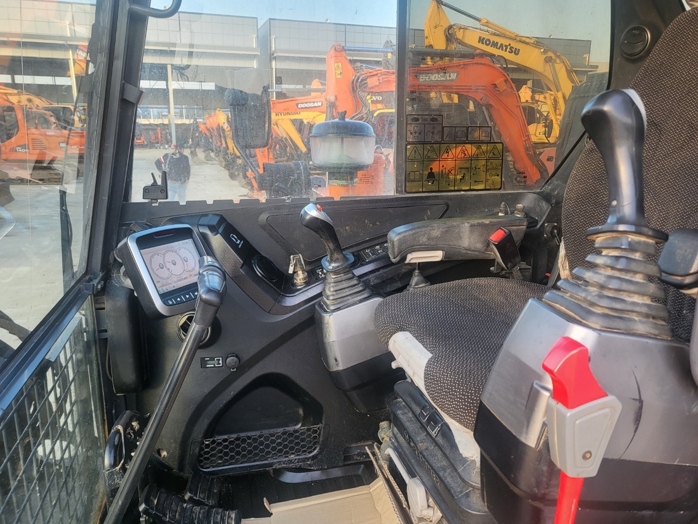 두산 DX55MT-5 2016년식 [ 회전라인, 하부 90% ] 02 중고굴삭기 - 경상북도 구미시 인의동 | 비즈프로필