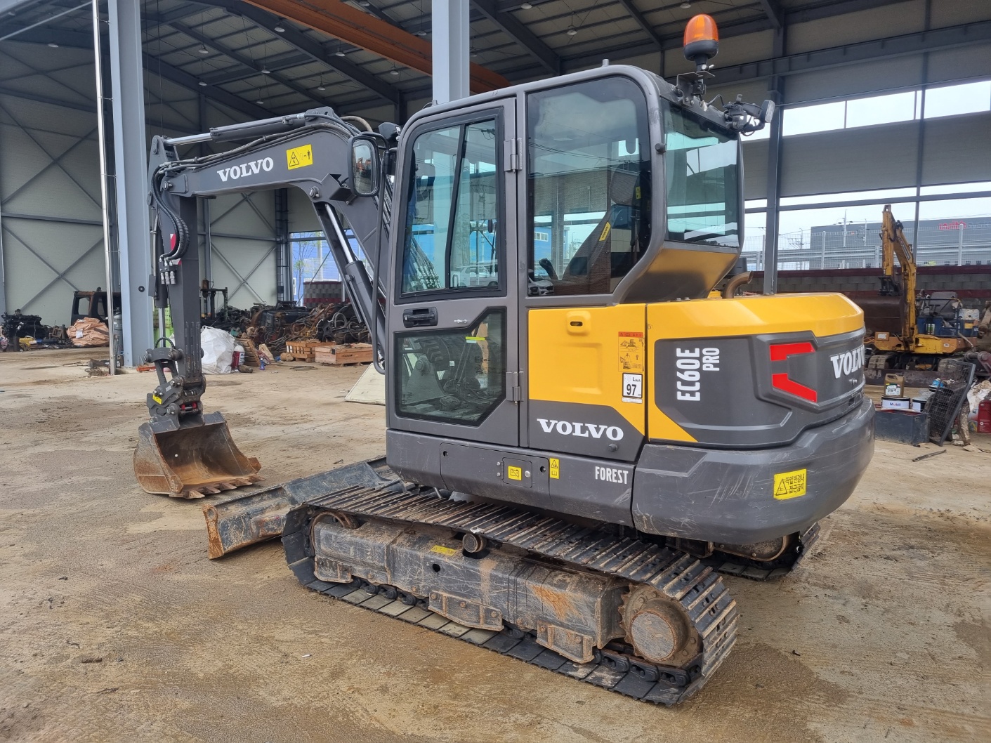 볼보 EC60E PRO 2022년식 회전라인 가동400시간대 02 중고굴삭기 | 경상북도 구미시 인동동 | 중고차매매 | 당근 비즈 소식