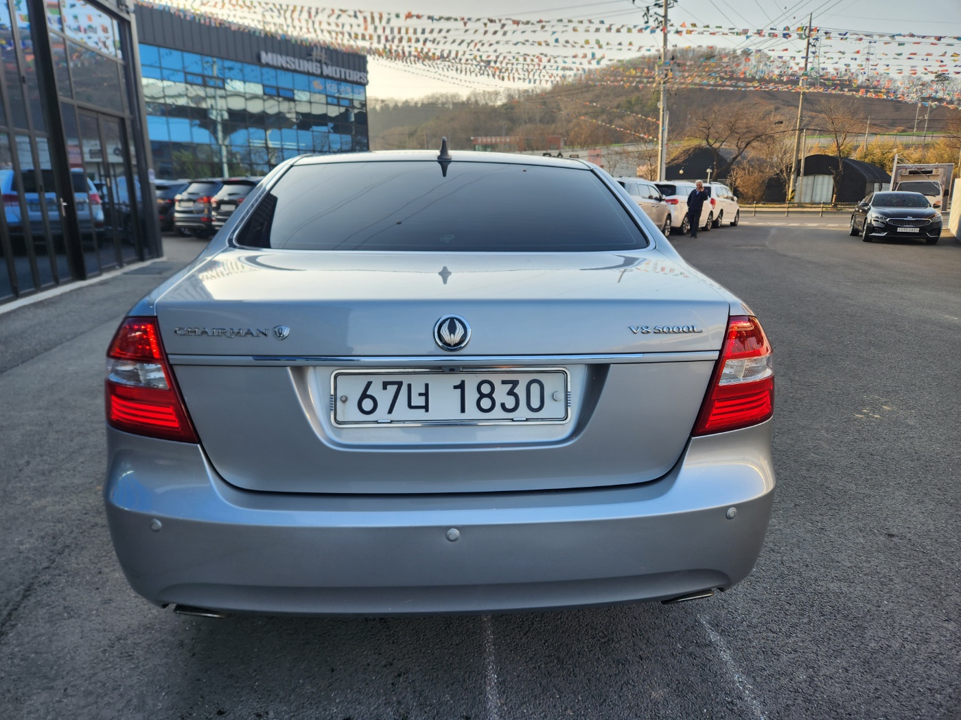 (67너1830)KG모빌리티 체어맨W V8 5000 Limousine - 경기도 파주시 아동동 | 비즈프로필