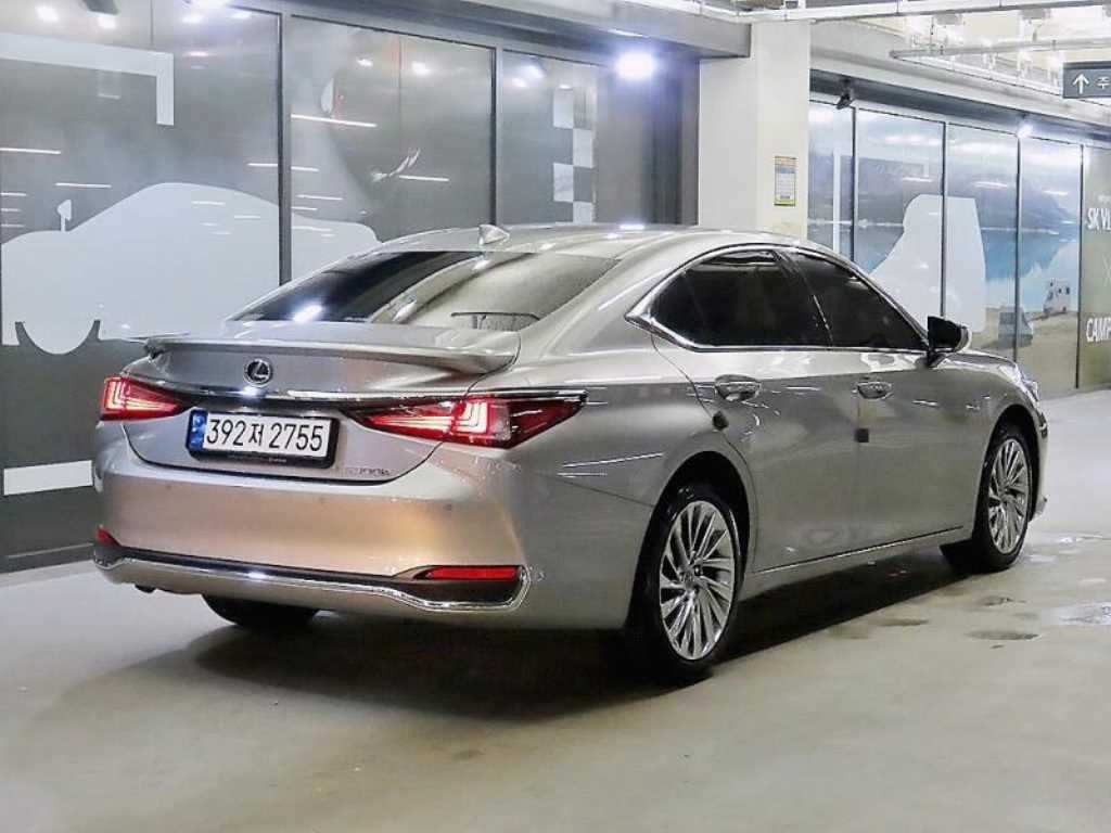 [렉서스]ES300h 7세대 럭셔리 플러스 - 서울특별시 은평구 구산동 | 비즈프로필