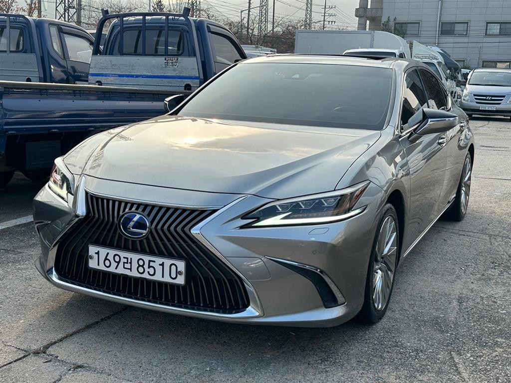 [렉서스]ES300h 7세대 이그제큐티브 (5인승) 중고차 - 경기도 수원시 권선구 고색동 | 비즈프로필