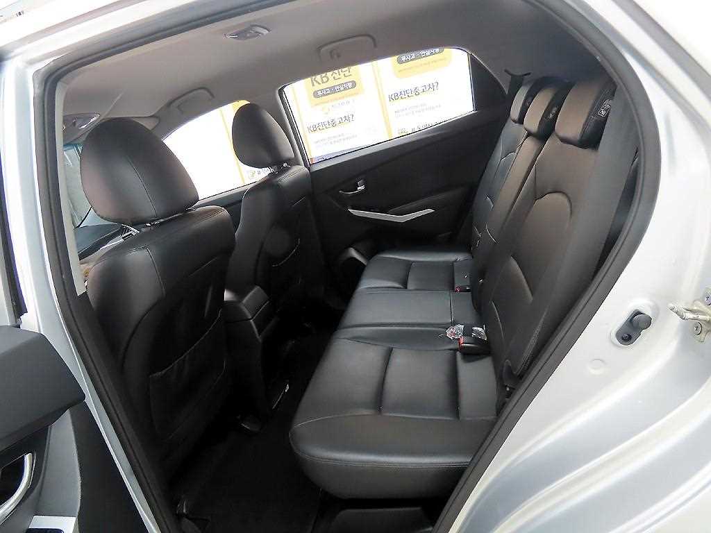 [KG모빌리티(쌍용) ]뉴스타일코란도C 2.2 RX 2WD 고급형 (5인승) 중고차 - 서울특별시 강서구 등촌동 | 비즈프로필