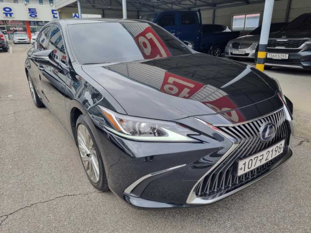 [렉서스]ES300h 7세대 럭셔리 플러스 중고차 - 경기도 수원시 권선구 고색동 | 비즈프로필