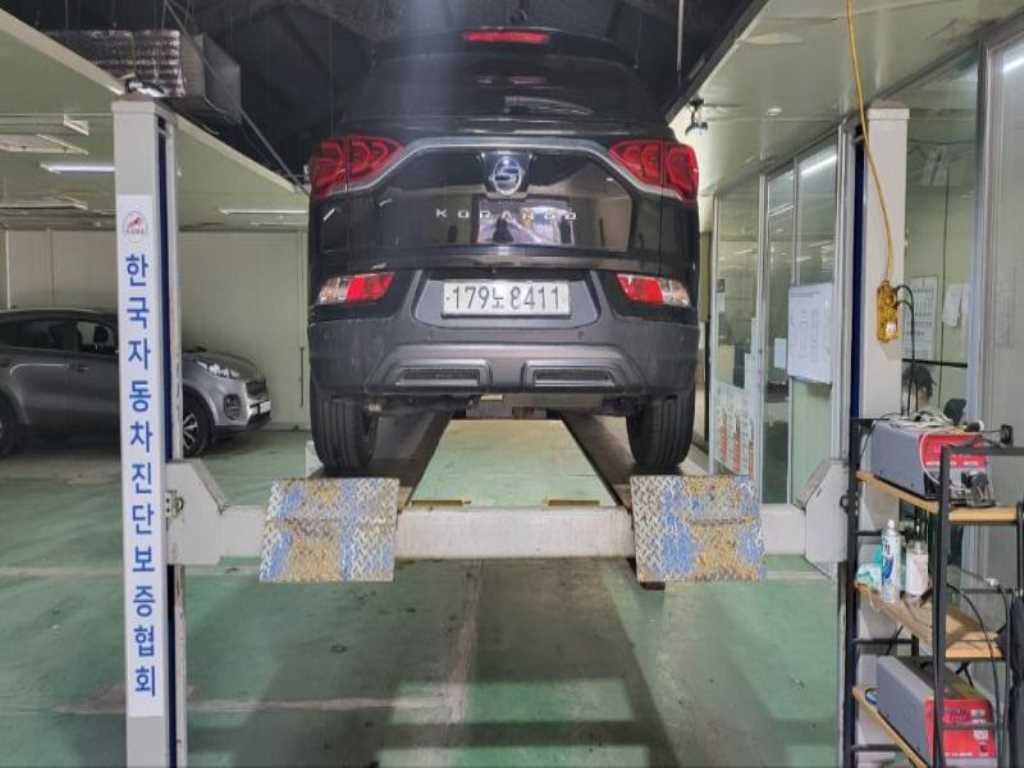 [KG모빌리티(쌍용) ]뷰티풀코란도 2WD 가솔린 1.5 C5 중고차 - 경기도 수원시 권선구 고색동 | 비즈프로필