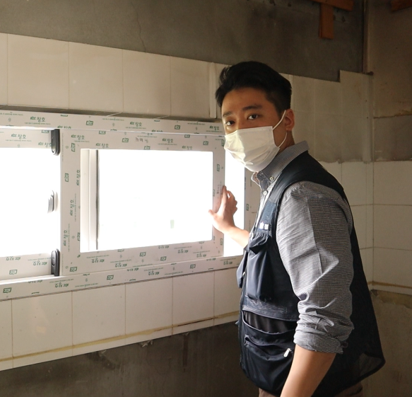 아메리카노 한 잔 값으로 우리 집 샷시 교체하기. KCC | 서울특별시 동대문구 장안동 | 샷시 | 당근 비즈 소식