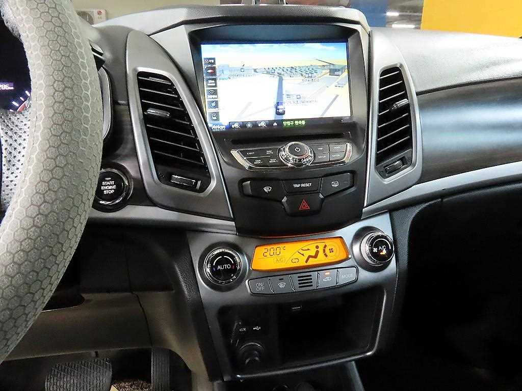 [쌍용]뉴코란도C 2WD 2.0 CVT 고급형 중고차 - 서울특별시 강서구 등촌동 | 비즈프로필