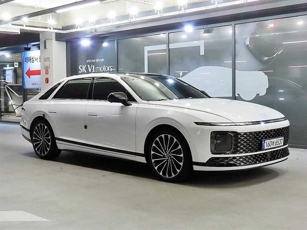 [현대]그랜저 (GN7) 가솔린 2.5 2WD 캘리그래피 중고차 - 서울특별시 강서구 등촌동 | 비즈프로필