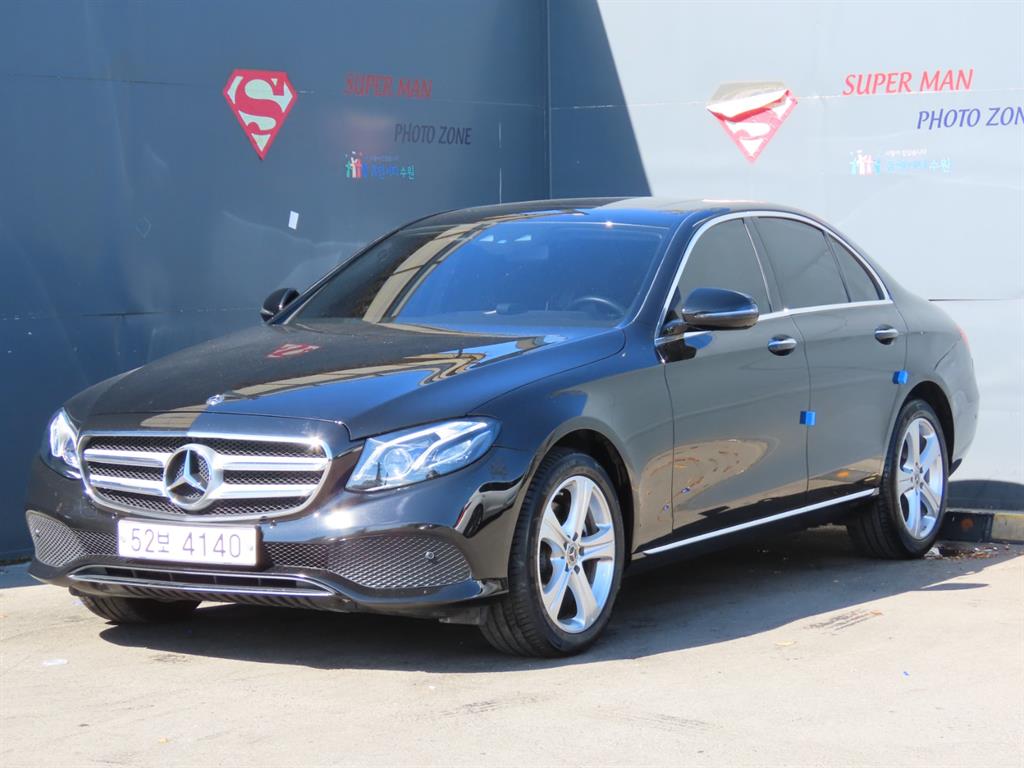 [벤츠]E클래스 W213 E220d 4MATIC 아방가르드 (5인승) 중고차 - 서울특별시 강서구 등촌동 | 비즈프로필