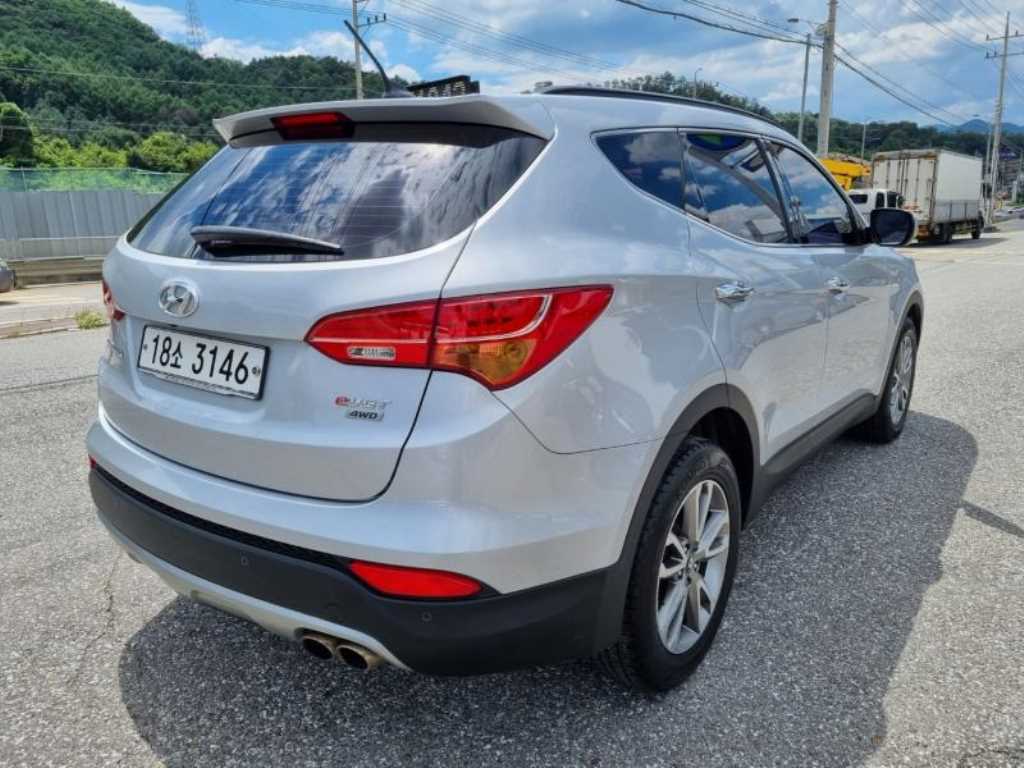 [현대]싼타페 DM 디젤 4WD 2.0 익스클루시브 (0톤) 중고차 - 경기도 수원시 권선구 고색동 | 비즈프로필