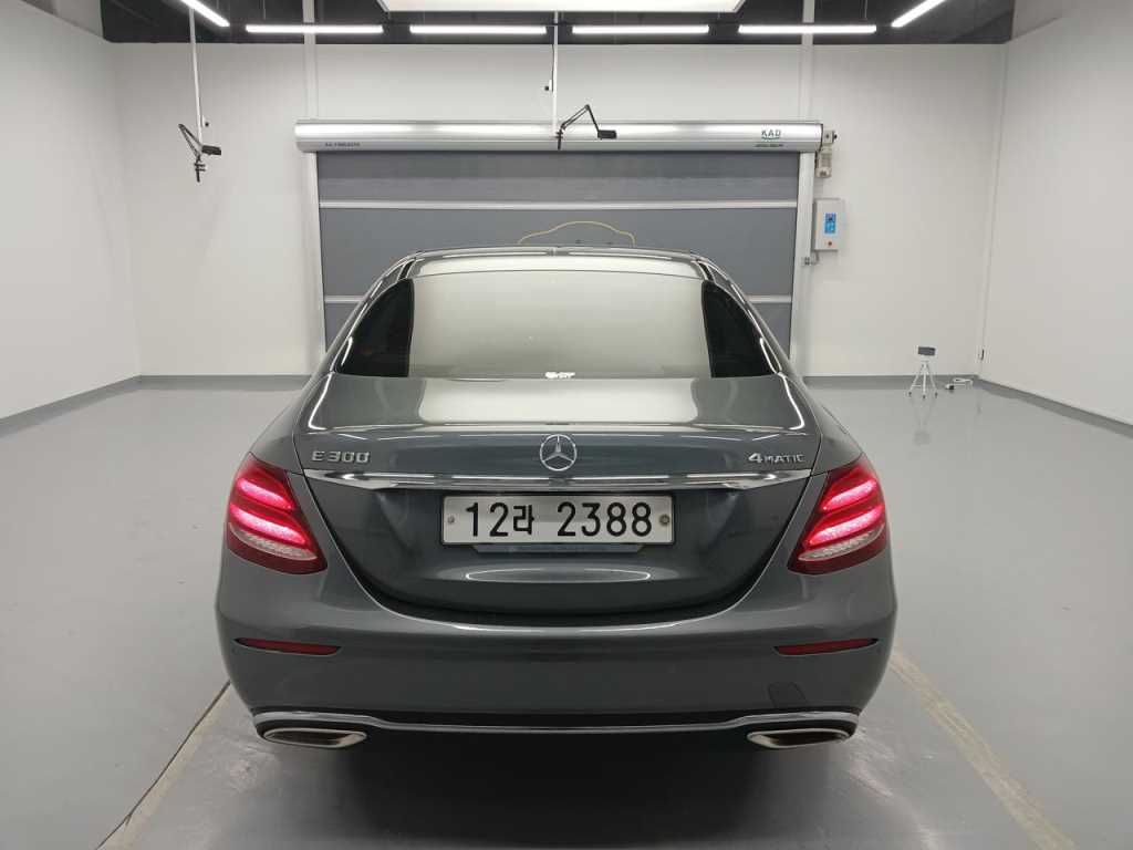 [벤츠]E클래스 W213 E300 4MATIC 아방가르드 (5인승) 중고차 - 서울특별시 강서구 등촌동 | 비즈프로필