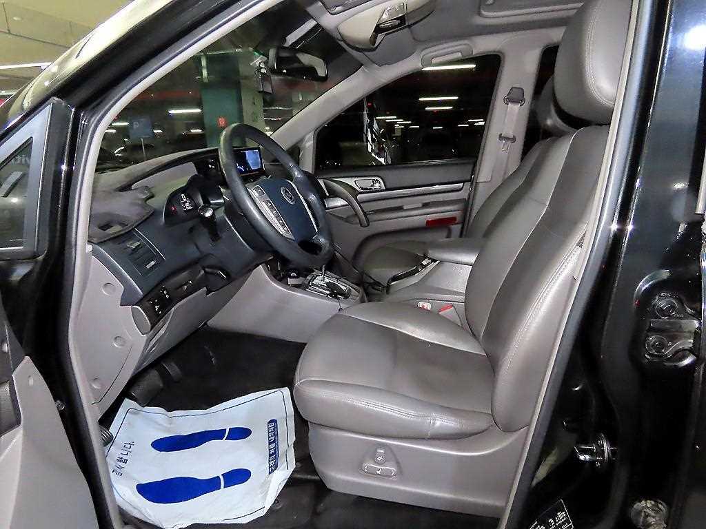 [KG모빌리티(쌍용) ]코란도투리스모 4WD GT 9인승 중고차 - 서울특별시 강서구 등촌동 | 비즈프로필