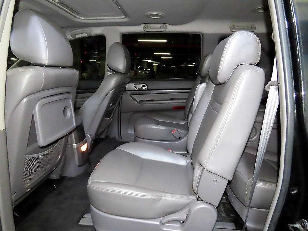 [KG모빌리티(쌍용) ]코란도투리스모 4WD GT 9인승 중고차 - 서울특별시 강서구 등촌동 | 비즈프로필